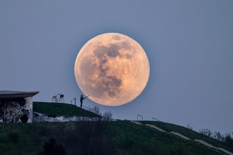 Super Full Moon Coming To A Sky Near You - Praedictix