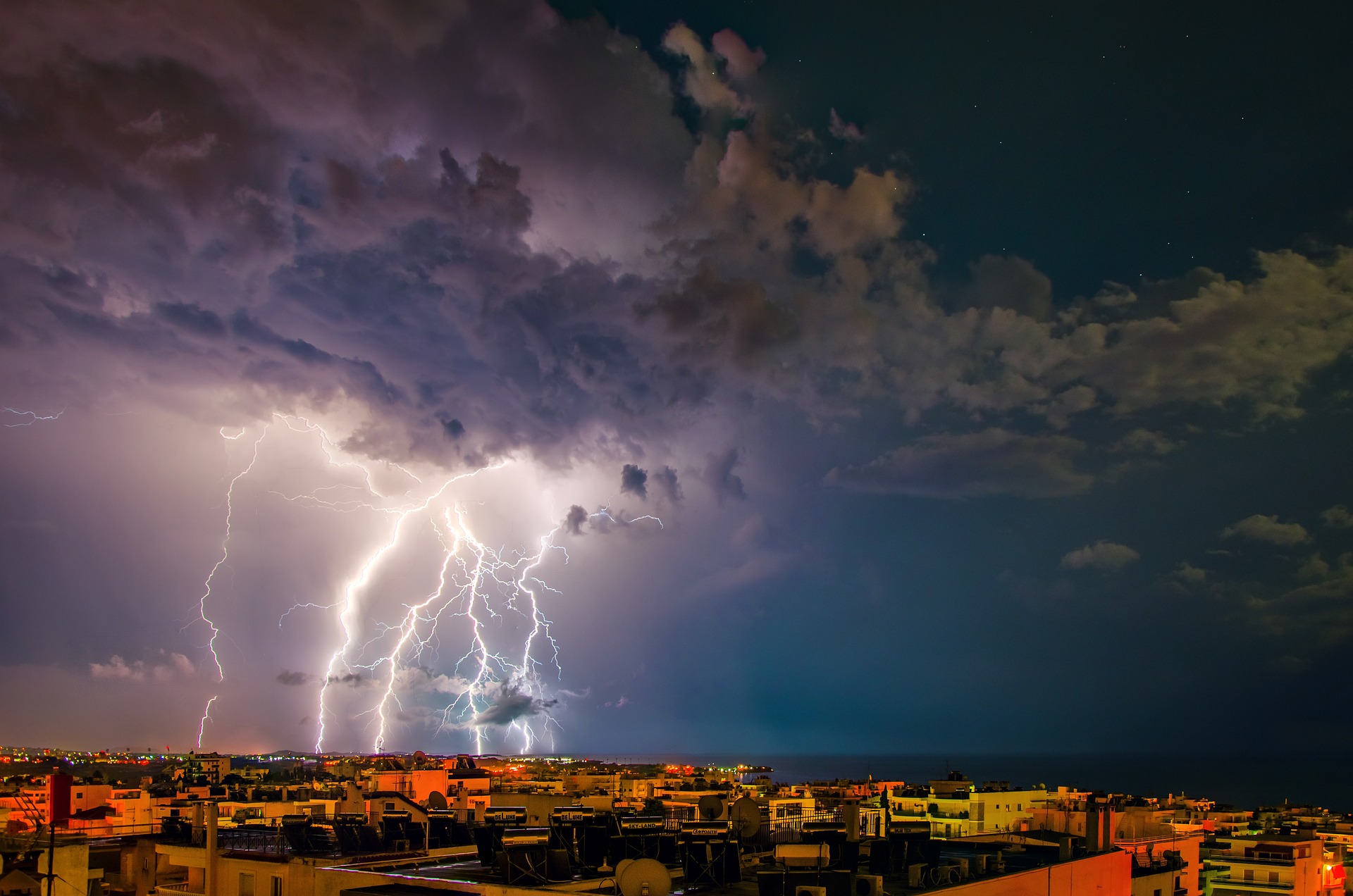 Forensic Weather by Seasoned Meteorologists